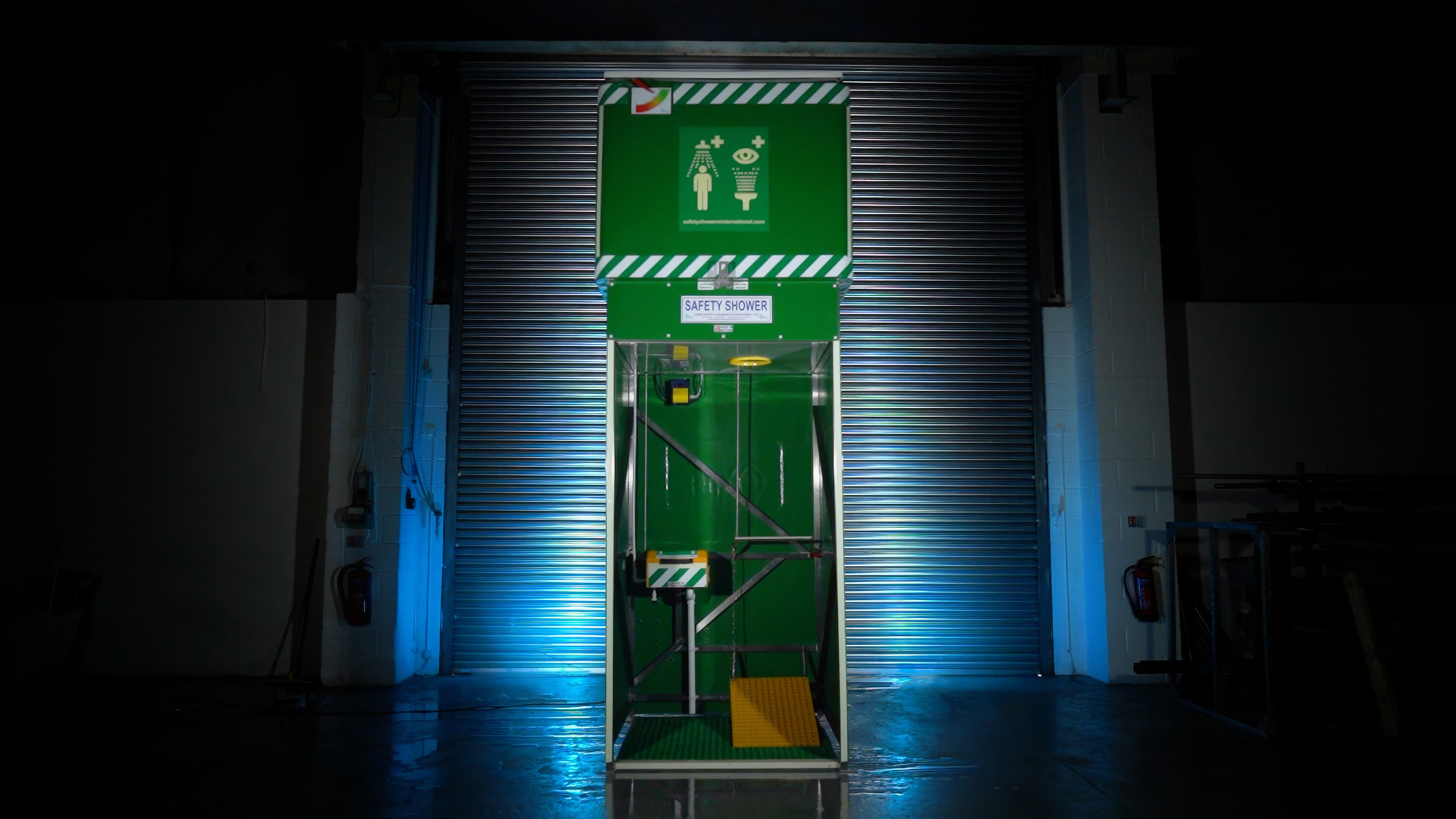 Sustainable Safety Showers - Enhancing Workplace Safety